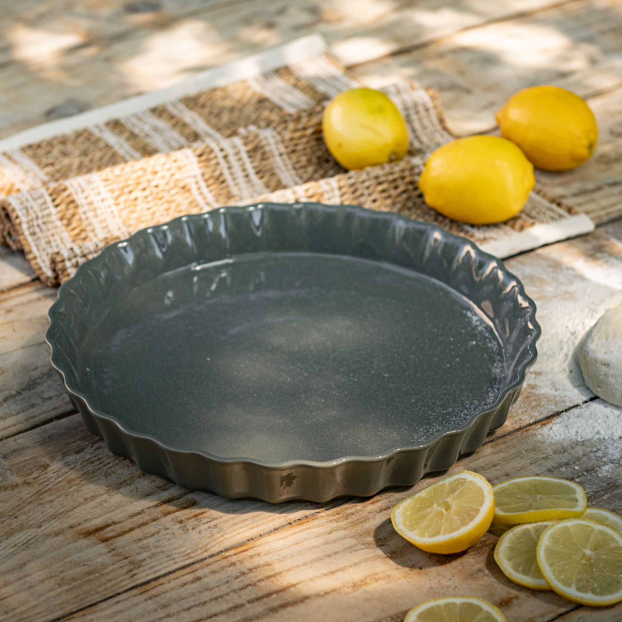 Moule-a-tarte-EMILE-HENRY-27751640-A-1.png